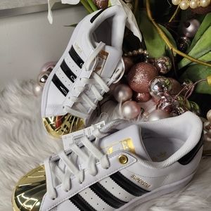 adidas | Shoes | Adidas Originals Womens Superstar Metal Toe Sneakers ...